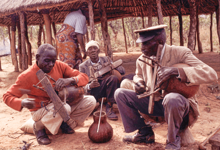 Musical instruments in Zambia: one-note xylophone